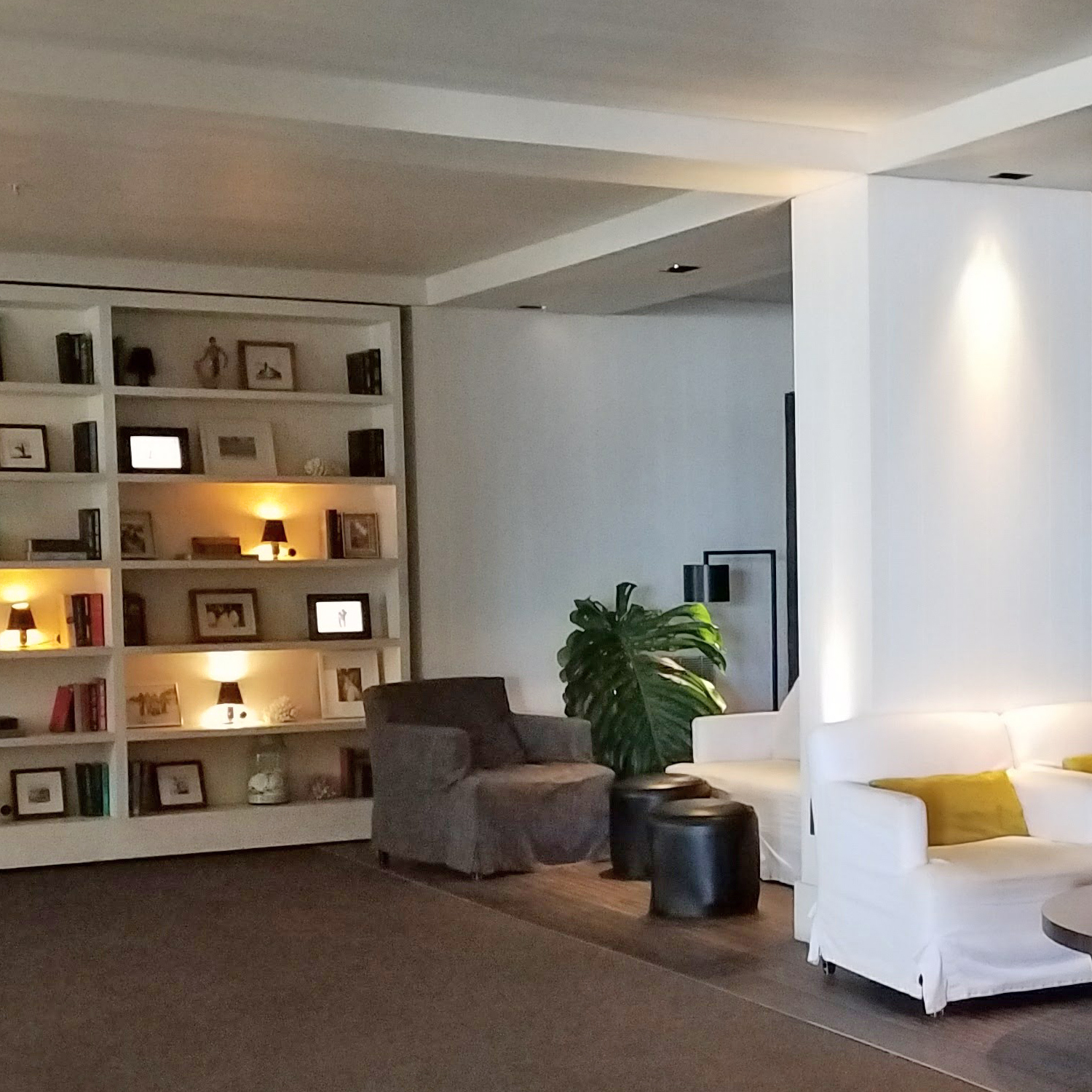 Simple Lux: A Staycation at The Modern Honolulu - Aloha Lovely